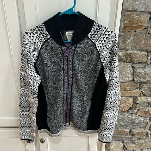 Title nine | Sweaters | Title Nine Sweater | Poshmark